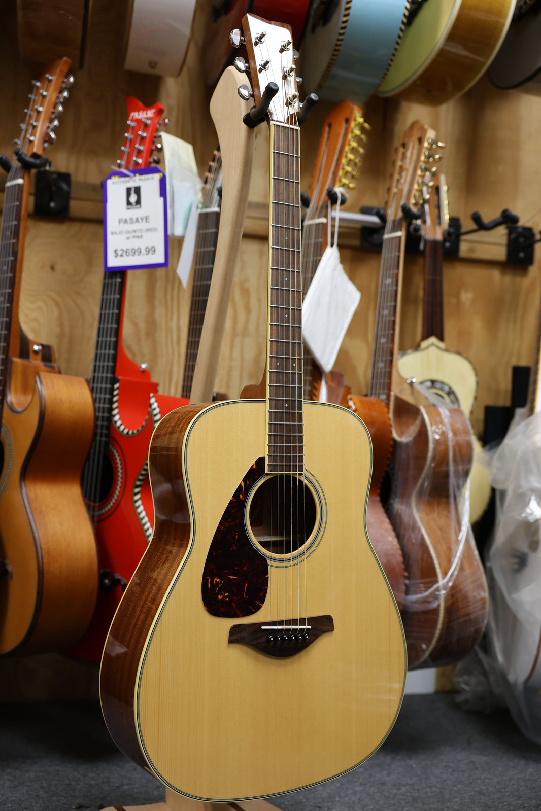 CamposMusic - 6 String Guitar Selection